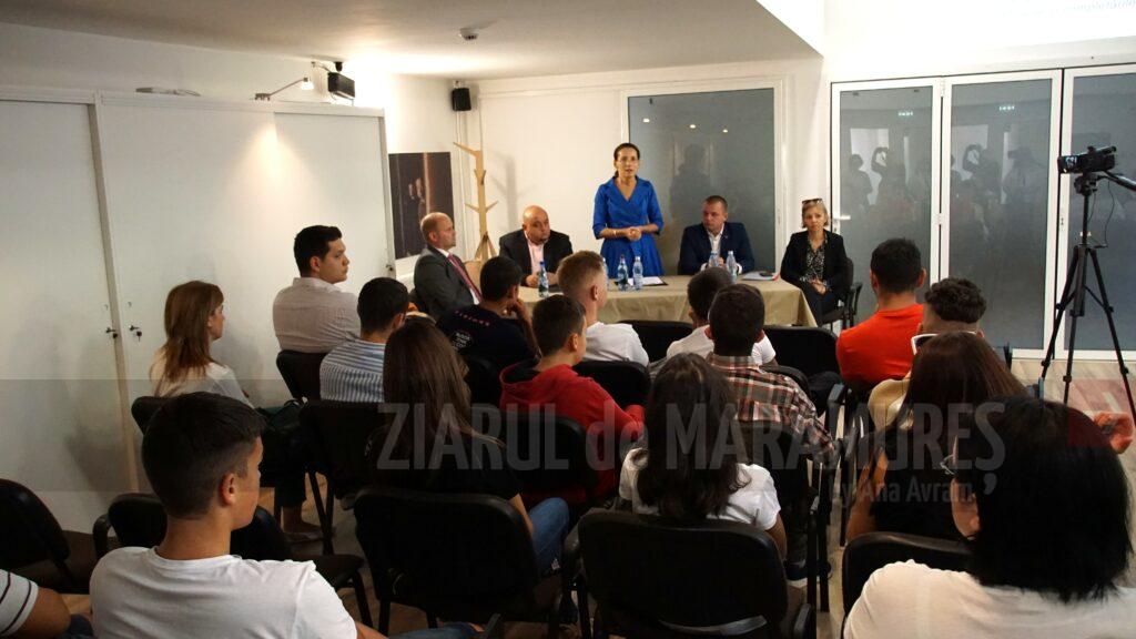 Tinerii din sistemul de protecție specială al DGASPC Maramureș ...